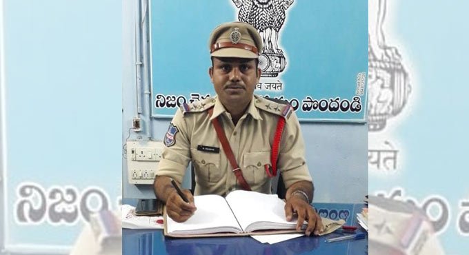 Jangaon Acb Traps Gundala Si For Accepting Bribe Telangana Today