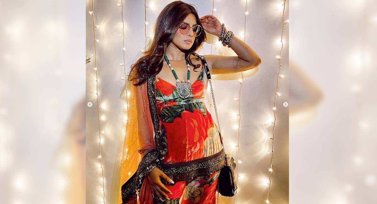 Priyanka Chopra ends Diwali celebrations with stunning boho-chic attire - Telangana Today