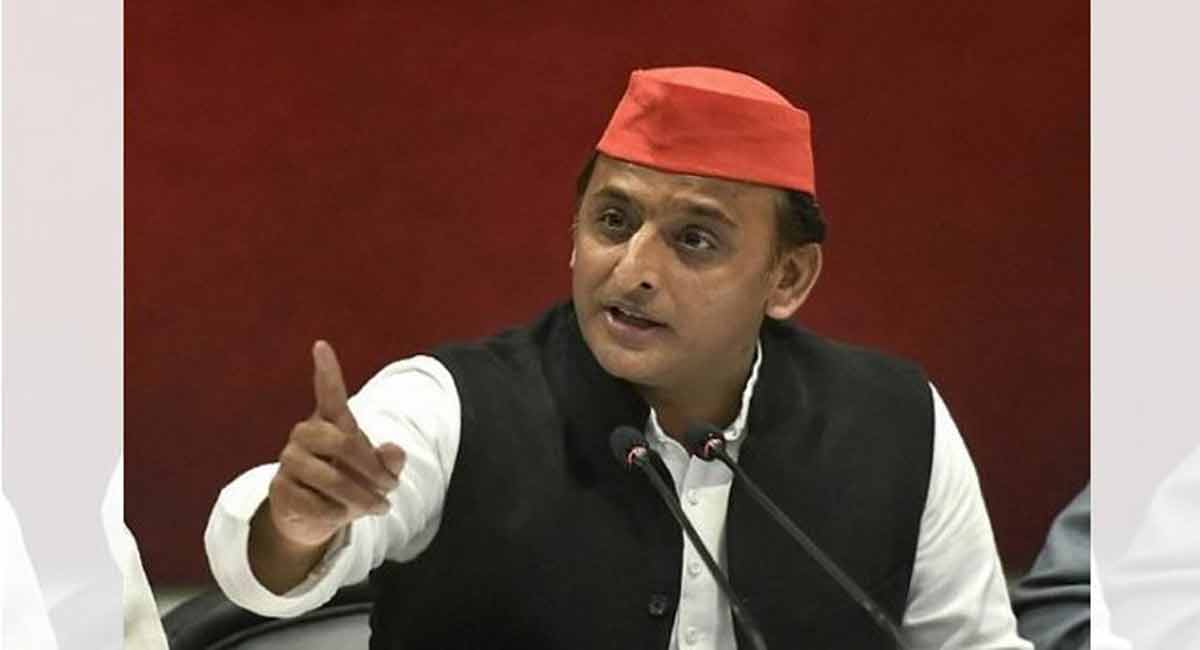 Akhilesh Yadav Extends Support To Cm Kcrs Fight Against Bjp Led Centre