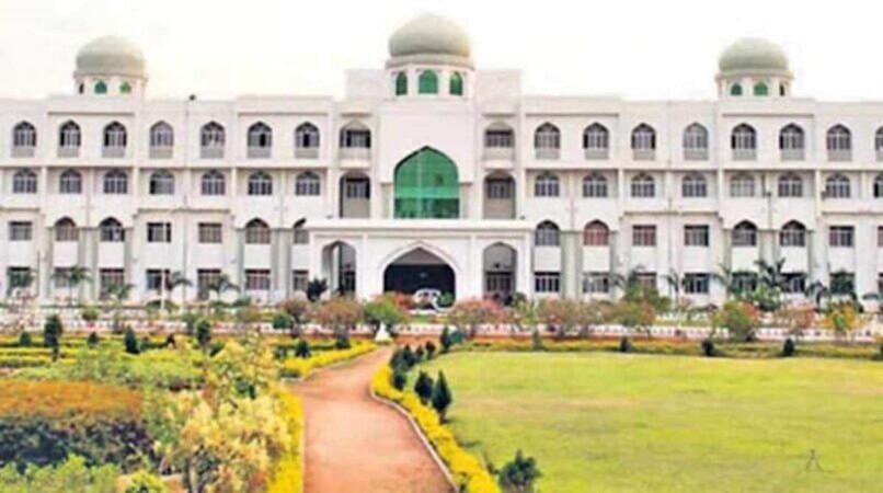 MANUU signs MoU with IIMC – New Delhi-Telangana Today MANUU signs MoU with IIMC – New Delhi-Telangana Today