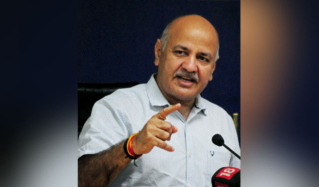 CBI summons Manish Sisodia in Delhi excise policy scam-Telangana Today CBI summons Manish Sisodia in Delhi excise policy scam-Telangana Today