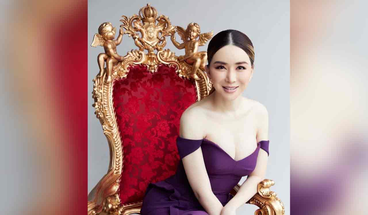 Thai Transgender Media Mogul Buys Miss Universe Pageant Telangana Today