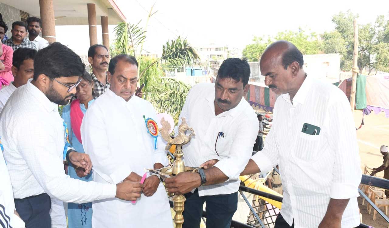 Nirmal: Indrakaran Reddy inaugurates district-level CM Cup 2023 ... Nirmal: Indrakaran Reddy inaugurates district-level CM Cup 2023 ...