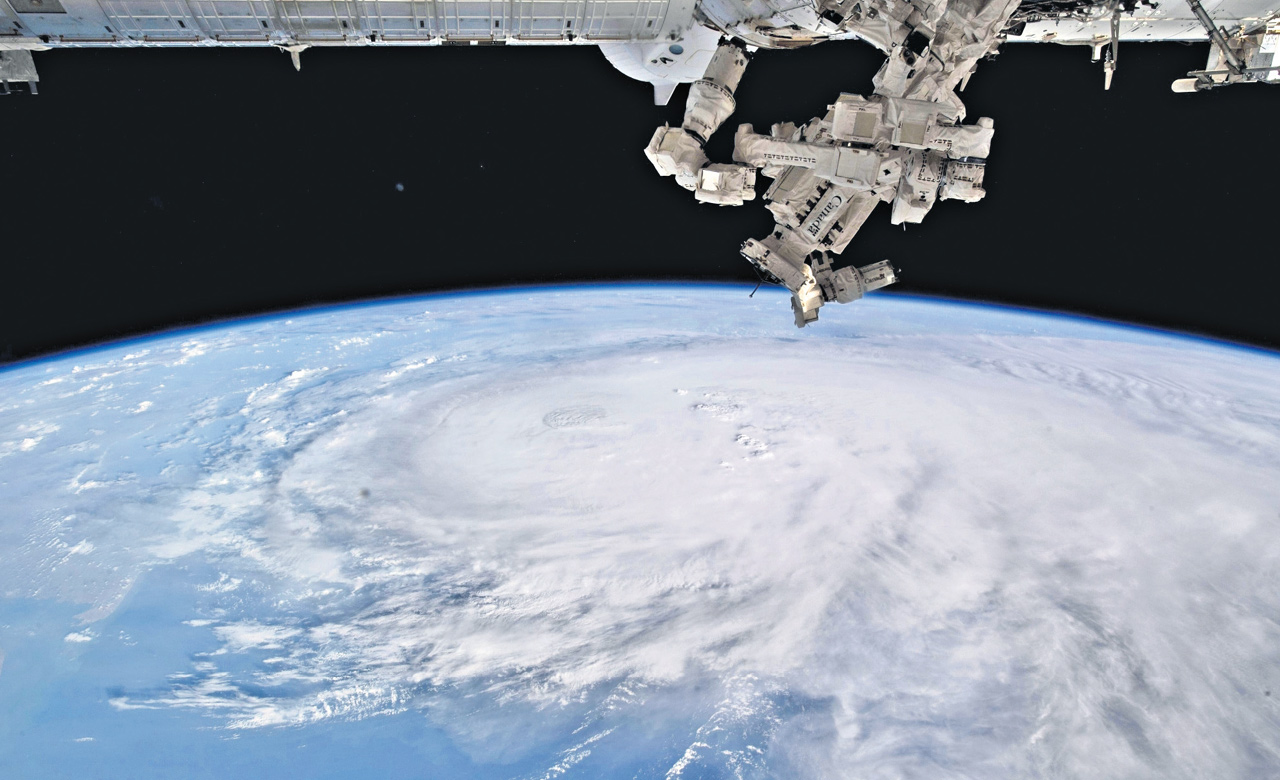 Cyclone Biparjoy: Landfall process commences, says IMD-Telangana Today Cyclone Biparjoy: Landfall process commences, says IMD-Telangana Today