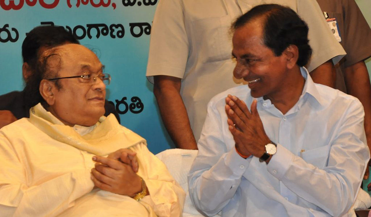 Cinare Earned Global Acclaim For Telugu Literature Cm Kcr Telangana Today