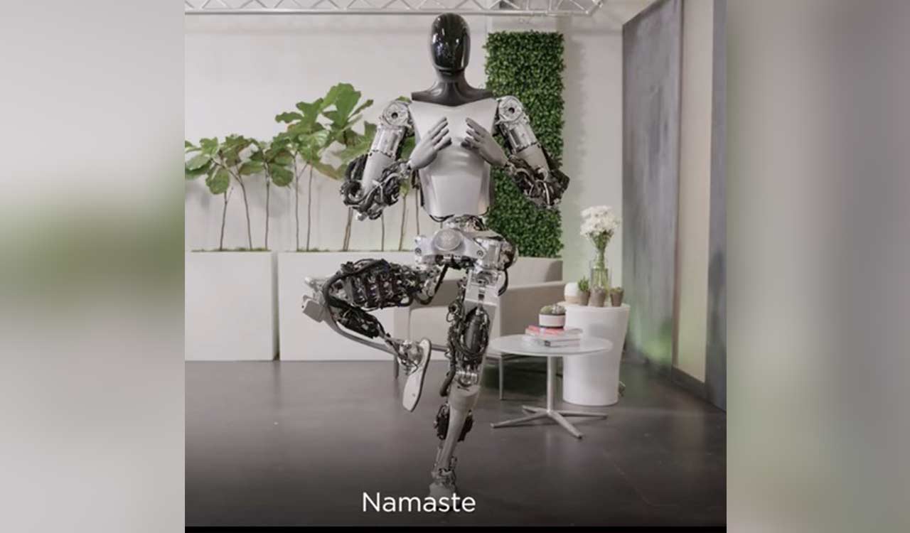 Elon Musk showcases Tesla humanoid robot performing Yoga, Namaste ... Elon Musk showcases Tesla humanoid robot performing Yoga, Namaste ...