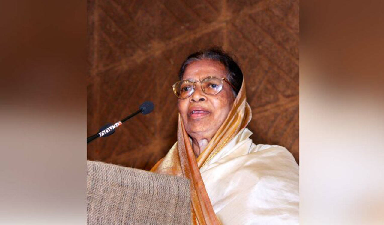 First Woman Sc Judge Fathima Beevi Laid To Rest With Full State Honours