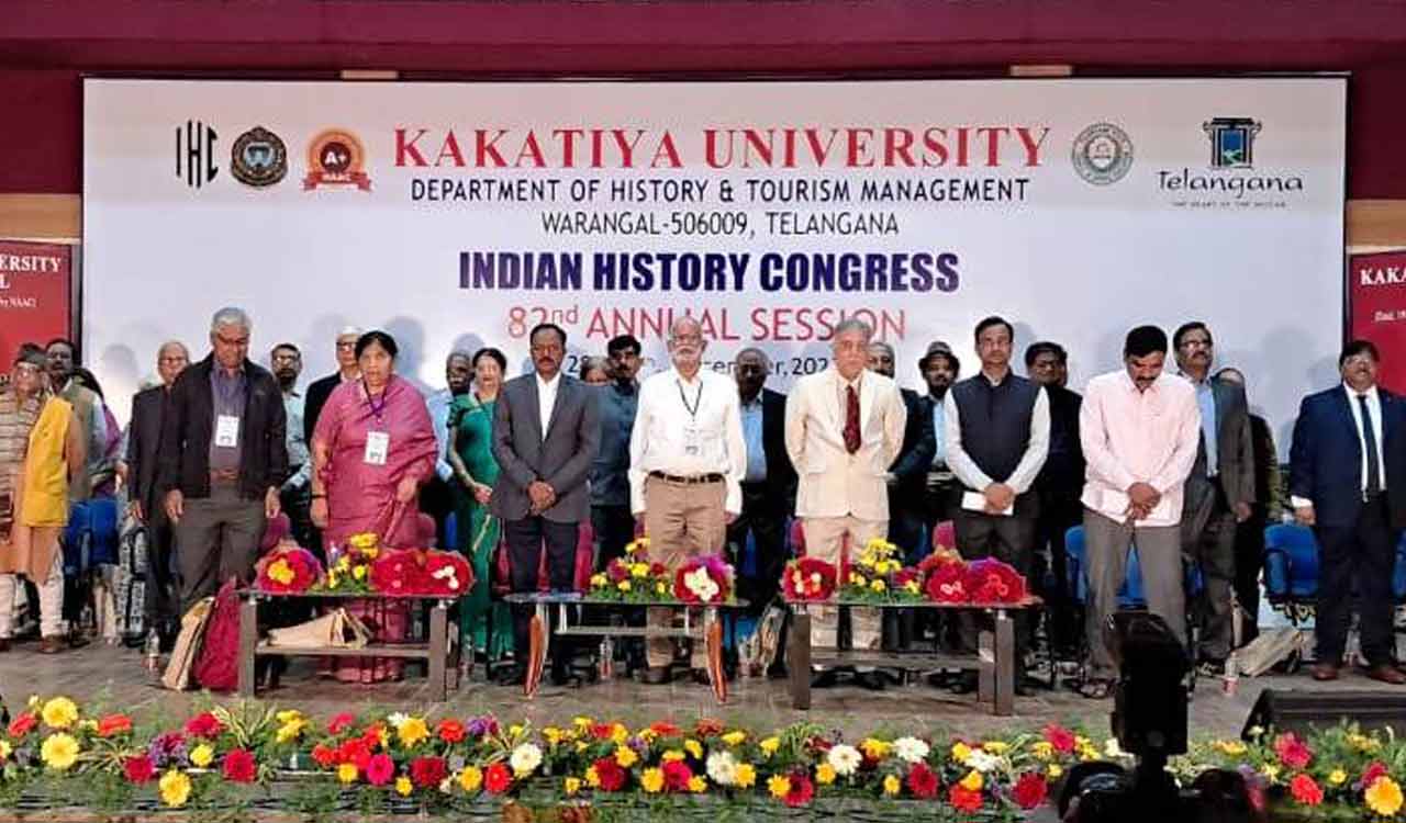 Communal forces demonizing Nehru, says Prof Aditya Mukherjee-Telangana ... Communal forces demonizing Nehru, says Prof Aditya Mukherjee-Telangana ...