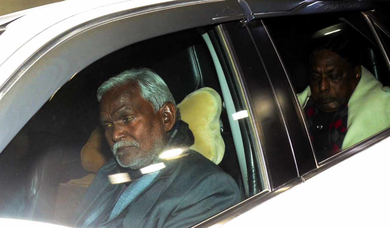 Hemant Soren Resigns Senior Jmm Leader Champai Sorens Name Proposed As New Jharkhand Cm