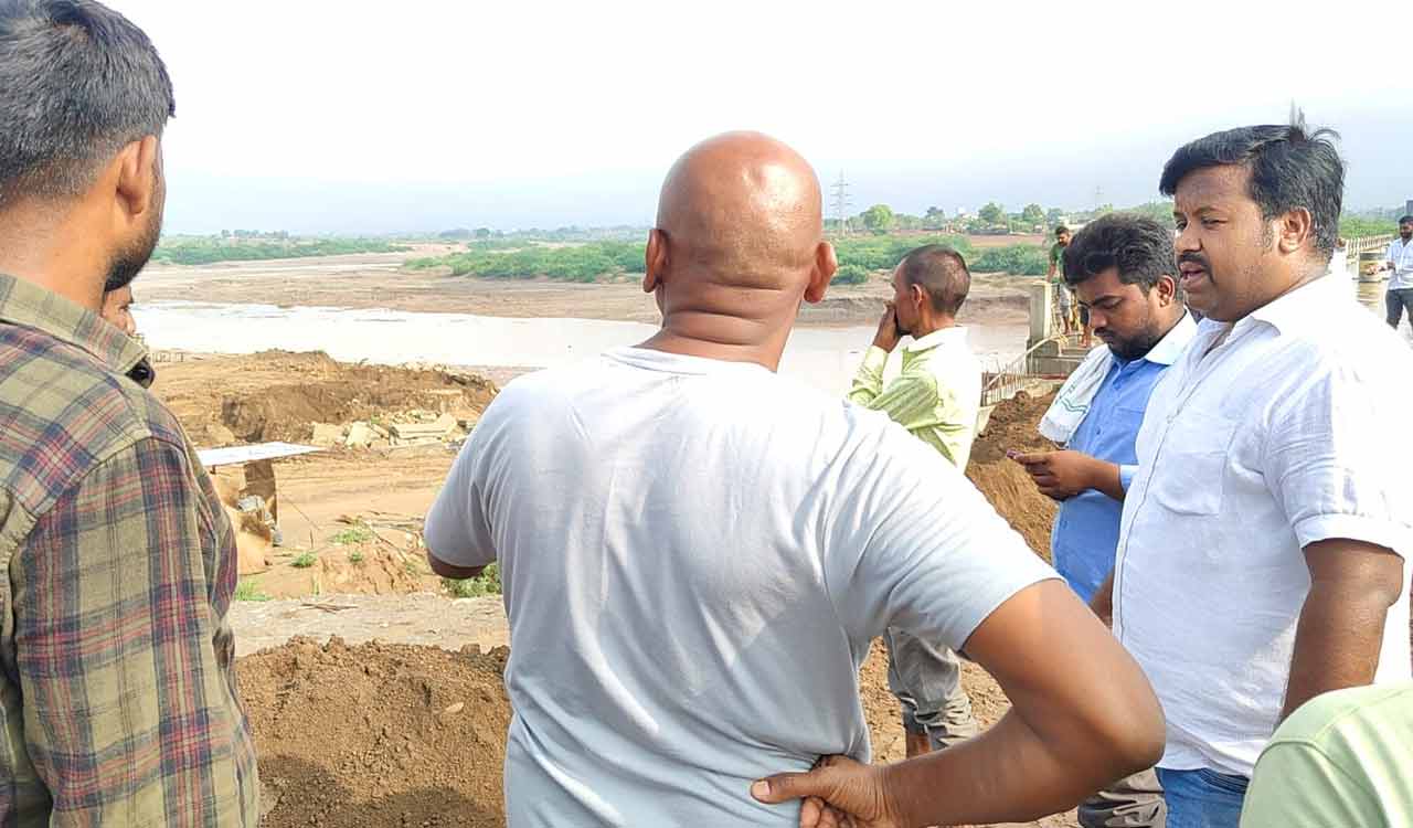 RS Praveen Kumar faults Harish Babu for ‘fake’ protest at Andevelli ... RS Praveen Kumar faults Harish Babu for ‘fake’ protest at Andevelli ...