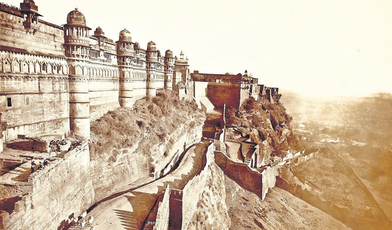 Rewind: Frozen in Frames-Telangana Today Rewind: Frozen in Frames-Telangana Today