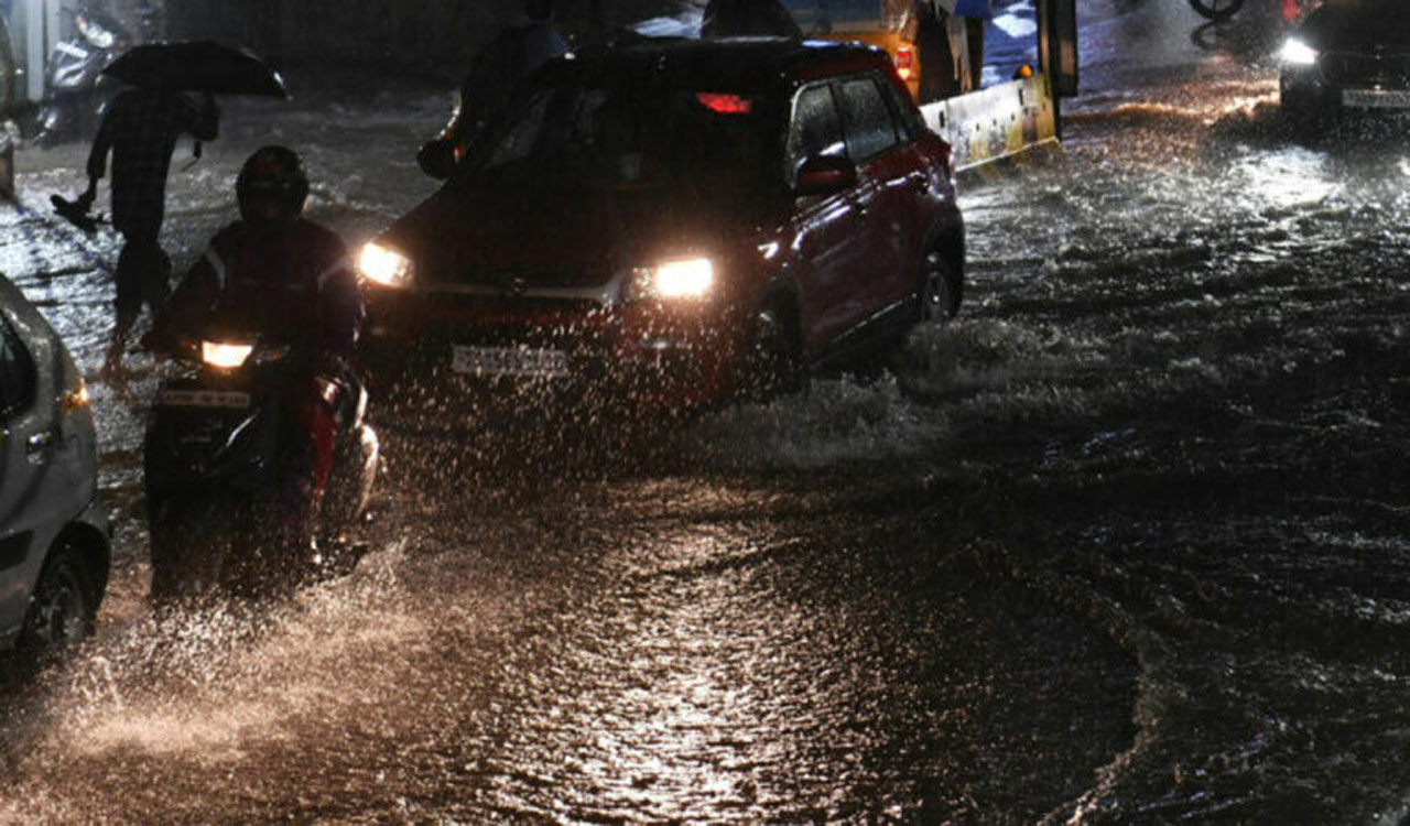 Heavy rains lash Hyderabad overnight, IMD predicts more showers ... Heavy rains lash Hyderabad overnight, IMD predicts more showers ...